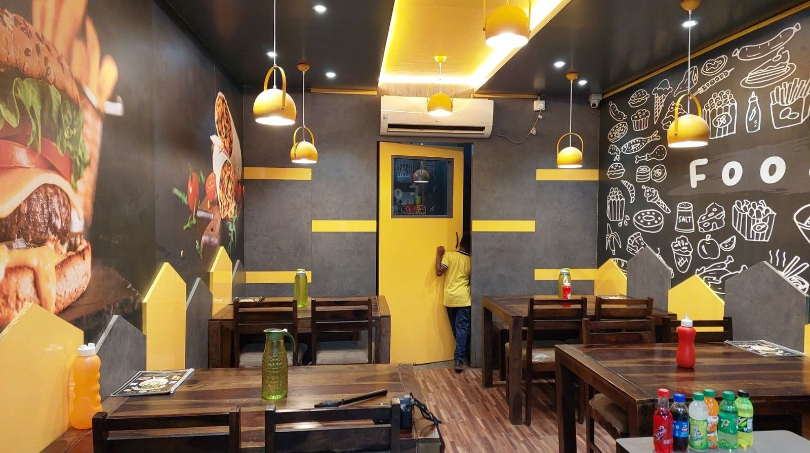 22 Fast Food Shop Interior Design Ideas for Modern Spaces - Home Brightside