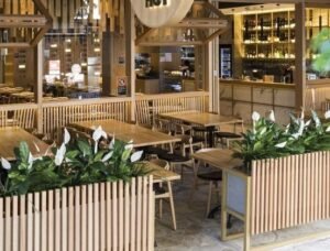 10 Wooden Restaurant Design Ideas - Home Brightside